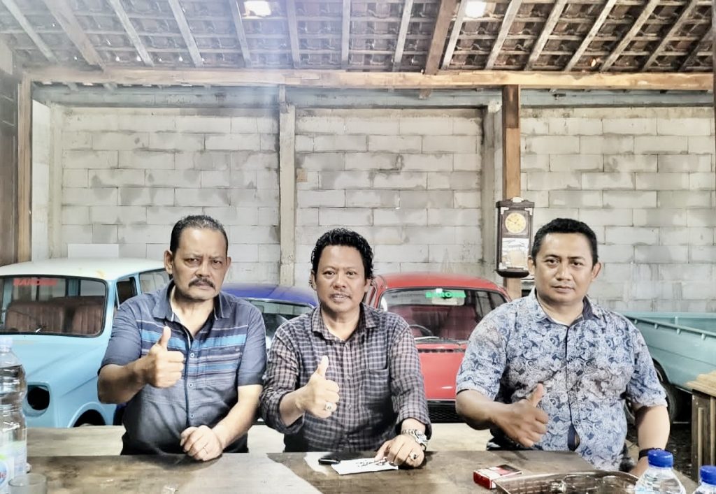 KERIS Bantu KUR Pedagang Mobil Rongsokan - Bisnistoday