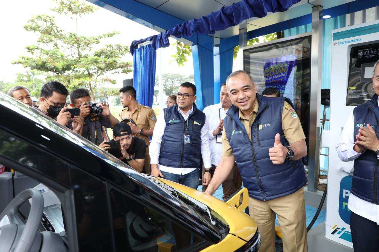 PLN Tambah SPKLU Fast Charging di Cikupa, Terintegrasi dengan Aplikasi ...