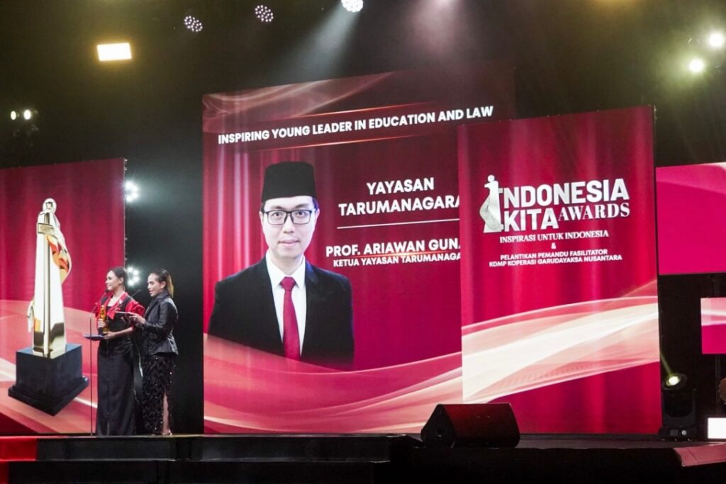 Prof. Ariawan Gunadi Raih Penghargaan “Inspiring Young Leader in ...