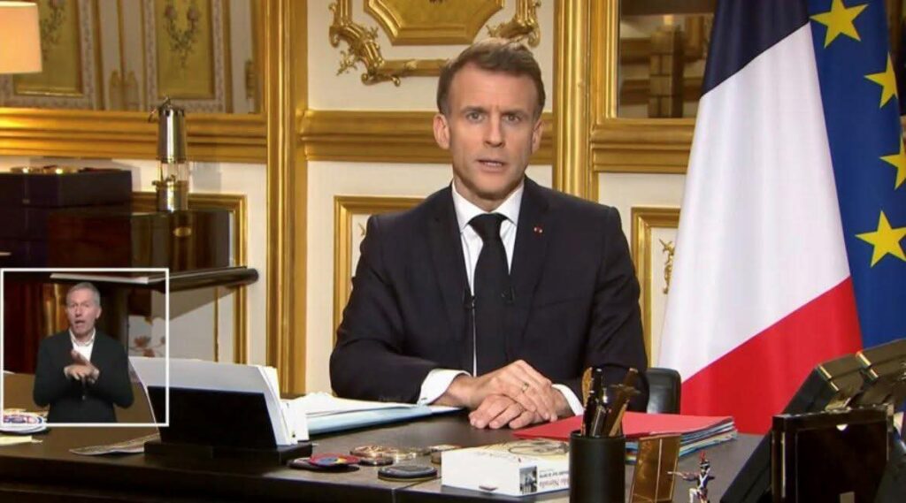 Macron: Setelah Selat Hormuz Ditutup, Terusan Suez dan Laut Merah Kini ...